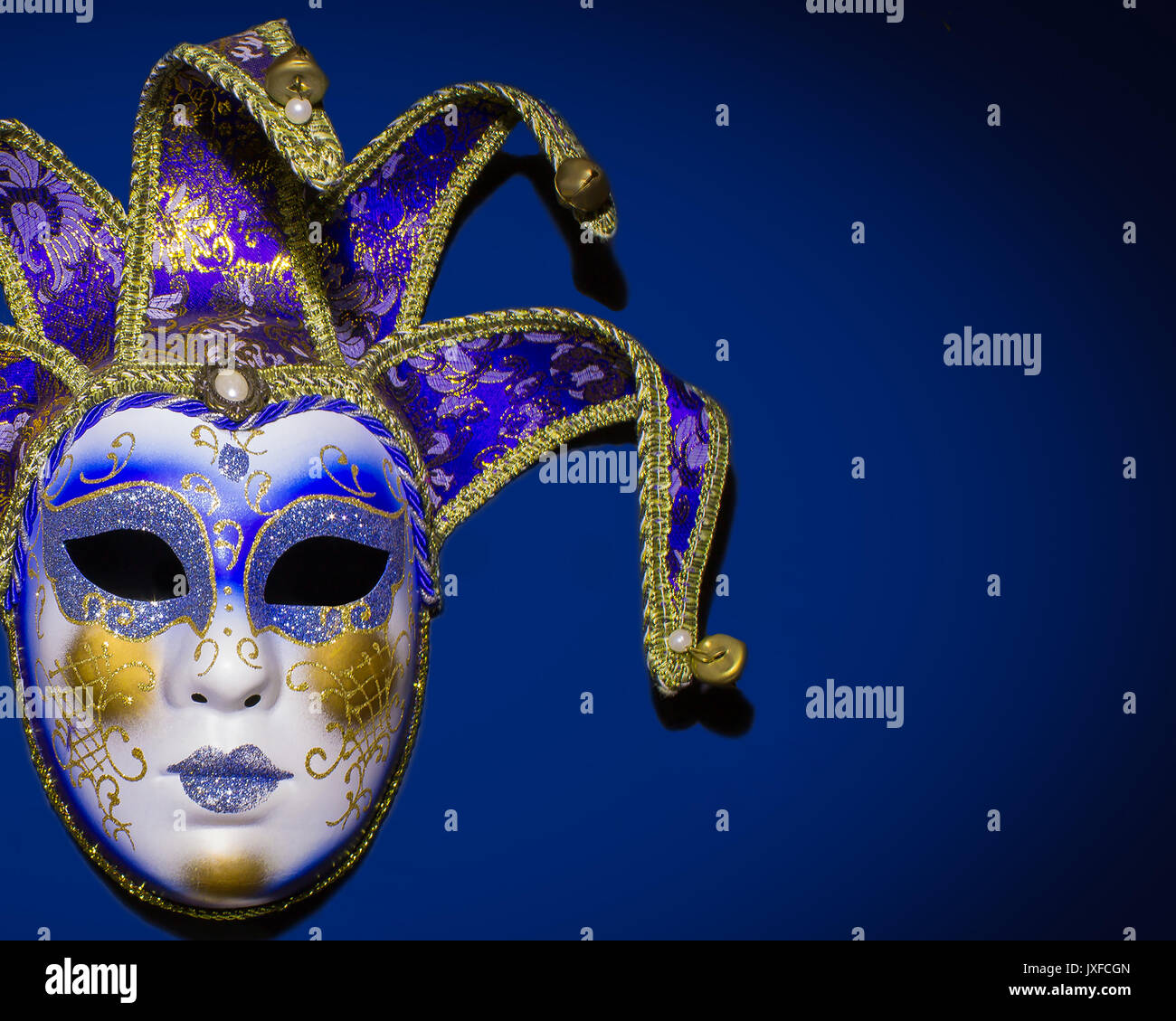 Traditional venetian mask Stock Photo - Alamy