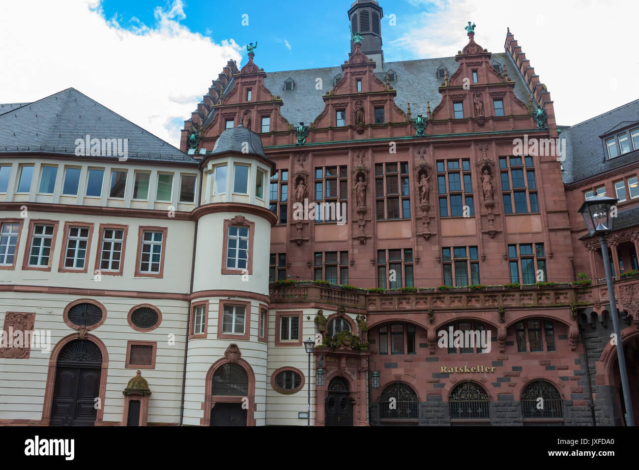 Historical ratskeller hi-res stock photography and images - Alamy