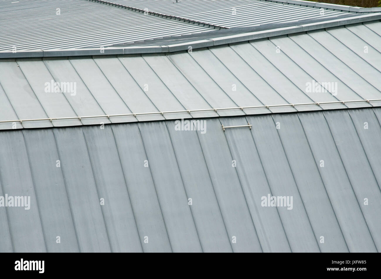 Zinc plated hi-res stock photography and images - Alamy