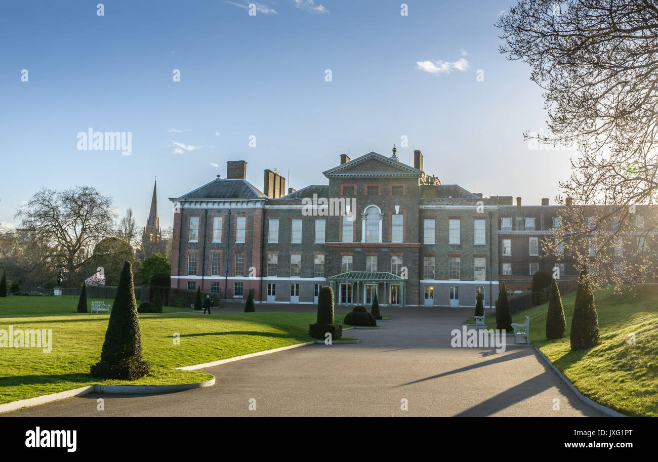 Kensington Palace, Kensington Park, London, England Stock Photo - Alamy