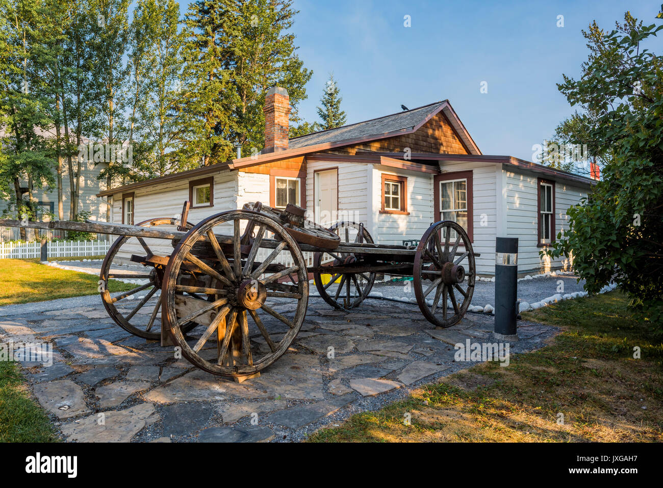 Police barracks hi-res stock photography and images - Alamy