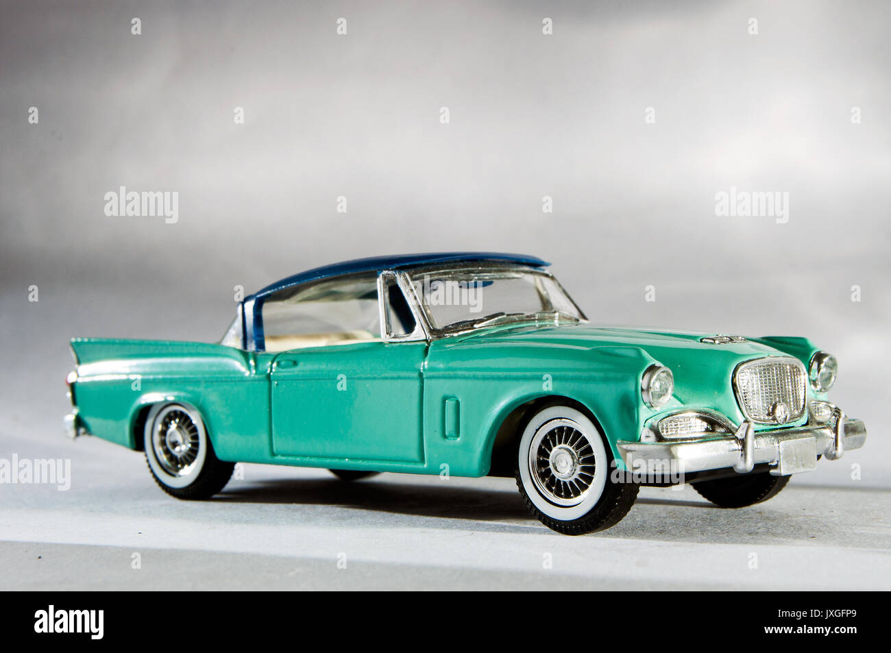 1957 Studebaker Silver Hawk