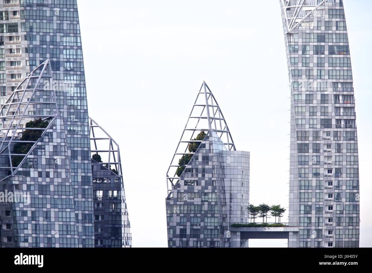 Reflections at keppel bay singapore hi-res stock photography and images ...