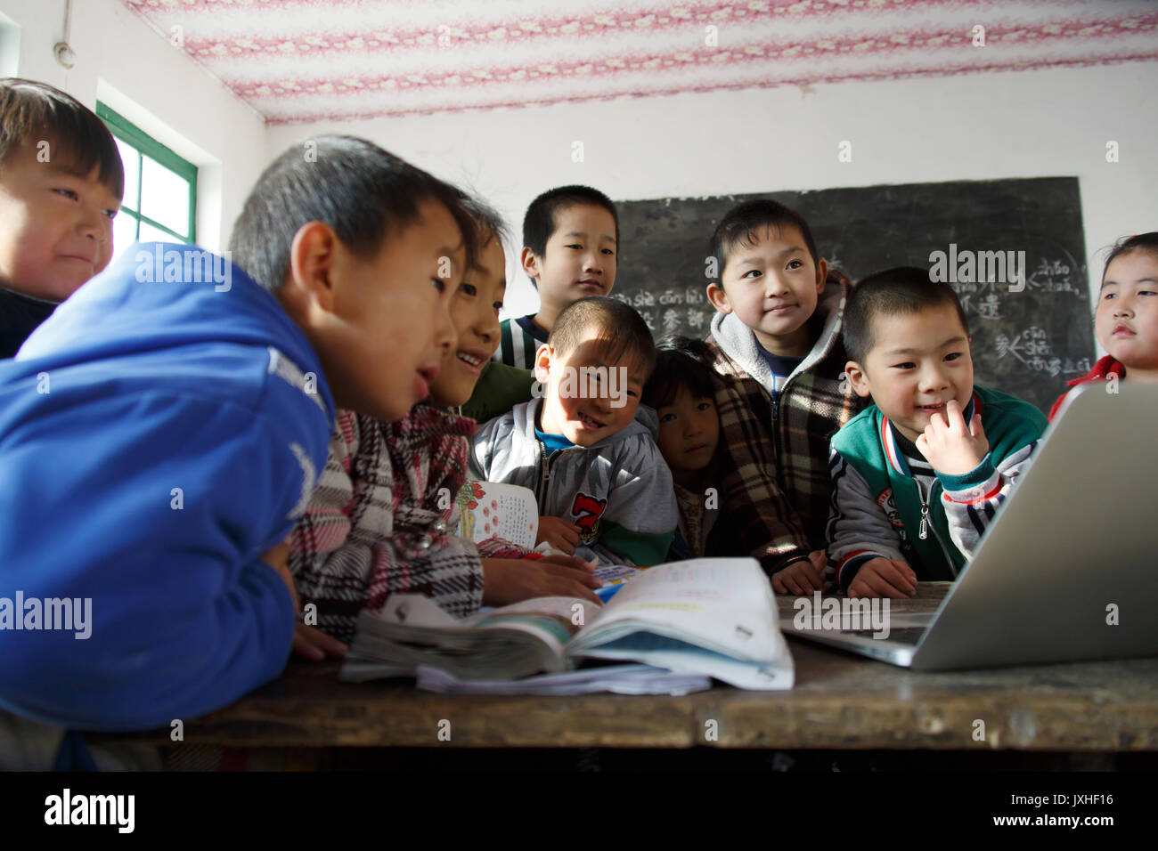 Rural primary school students in the use of computers Stock Photo - Alamy