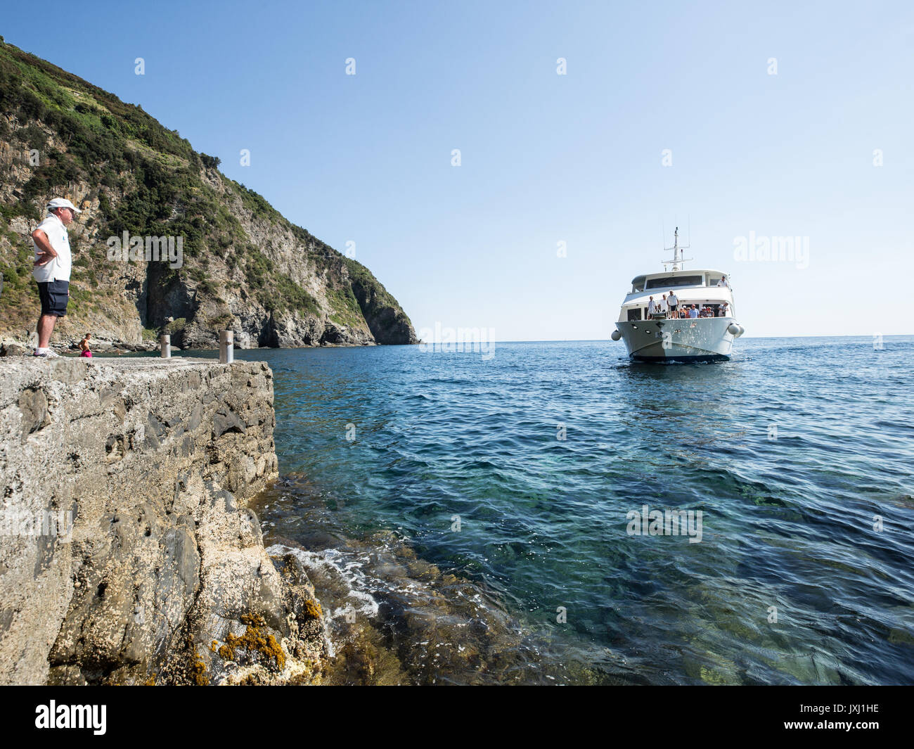 Italian riviera ferry hi-res stock photography and images - Alamy