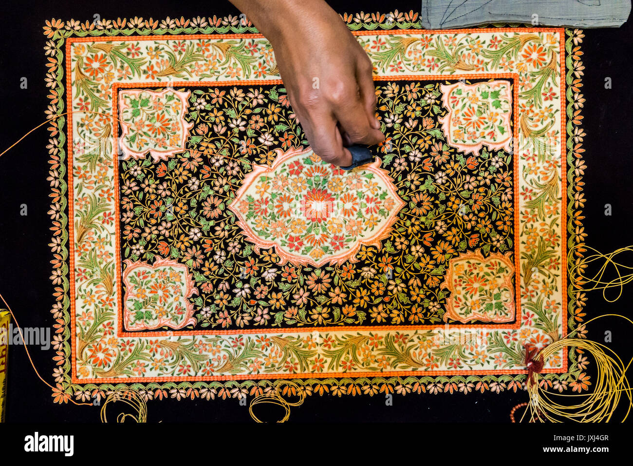 Zari zardozi hi-res stock photography and images - Alamy