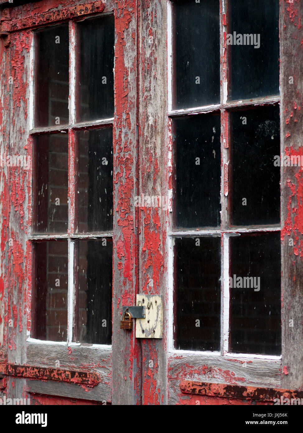 Locked out hi-res stock photography and images - Alamy
