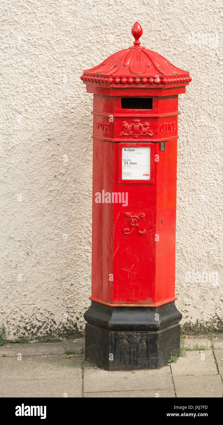 Victorian post box Stock Photo - Alamy