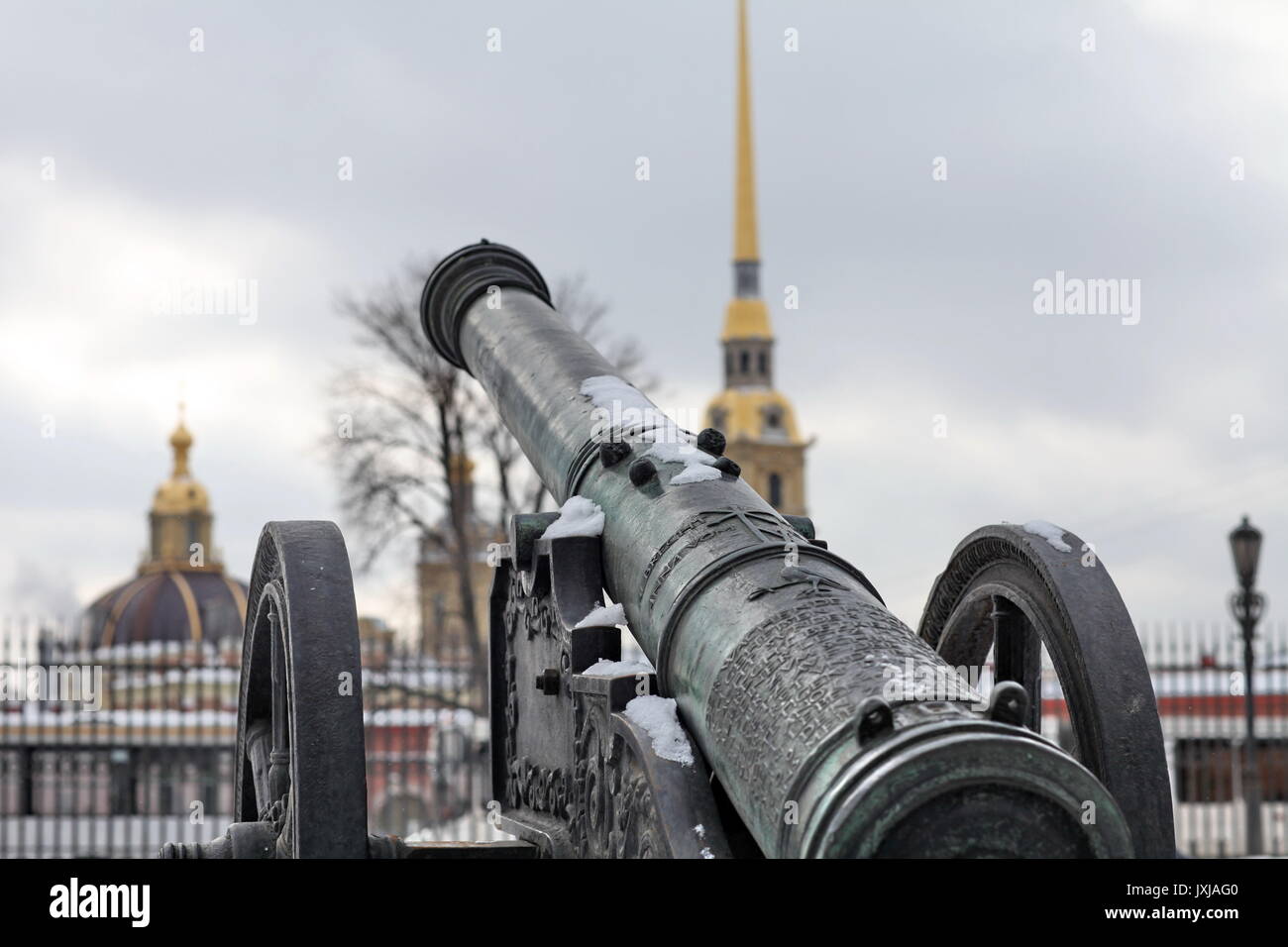 Medieval explosive hi-res stock photography and images - Alamy