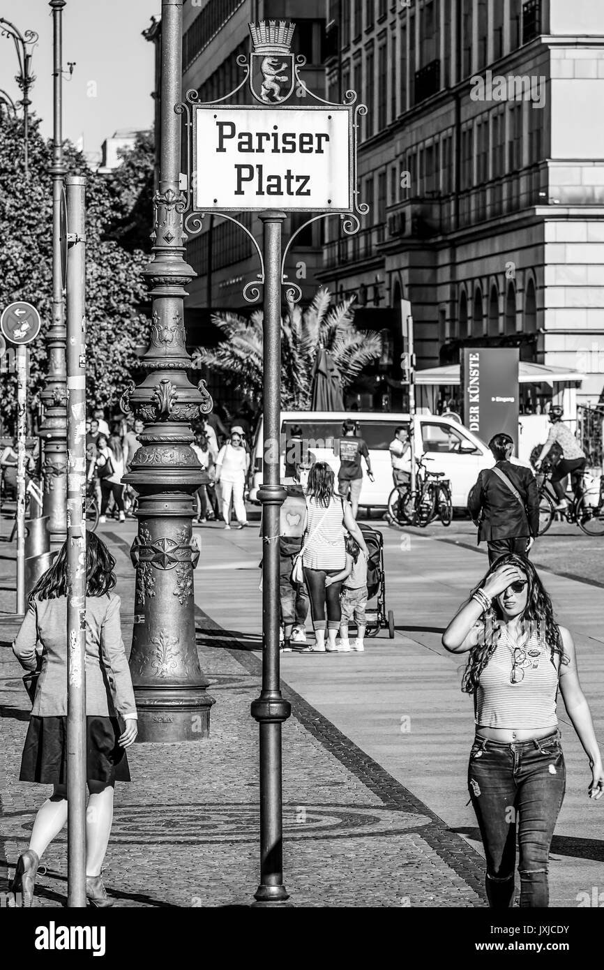 Pariser platz paris square street Black and White Stock Photos & Images ...