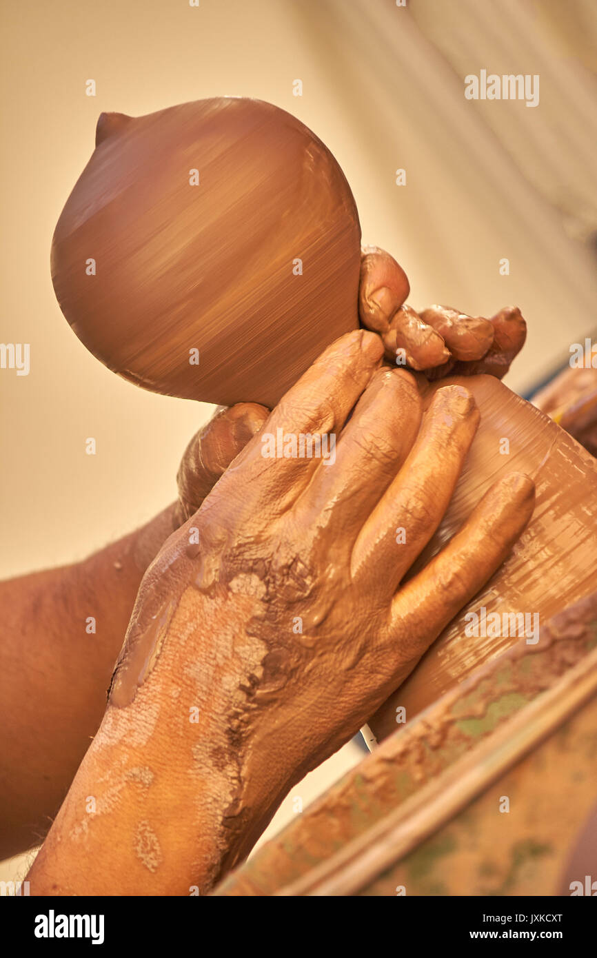 Artysan hi-res stock photography and images - Alamy