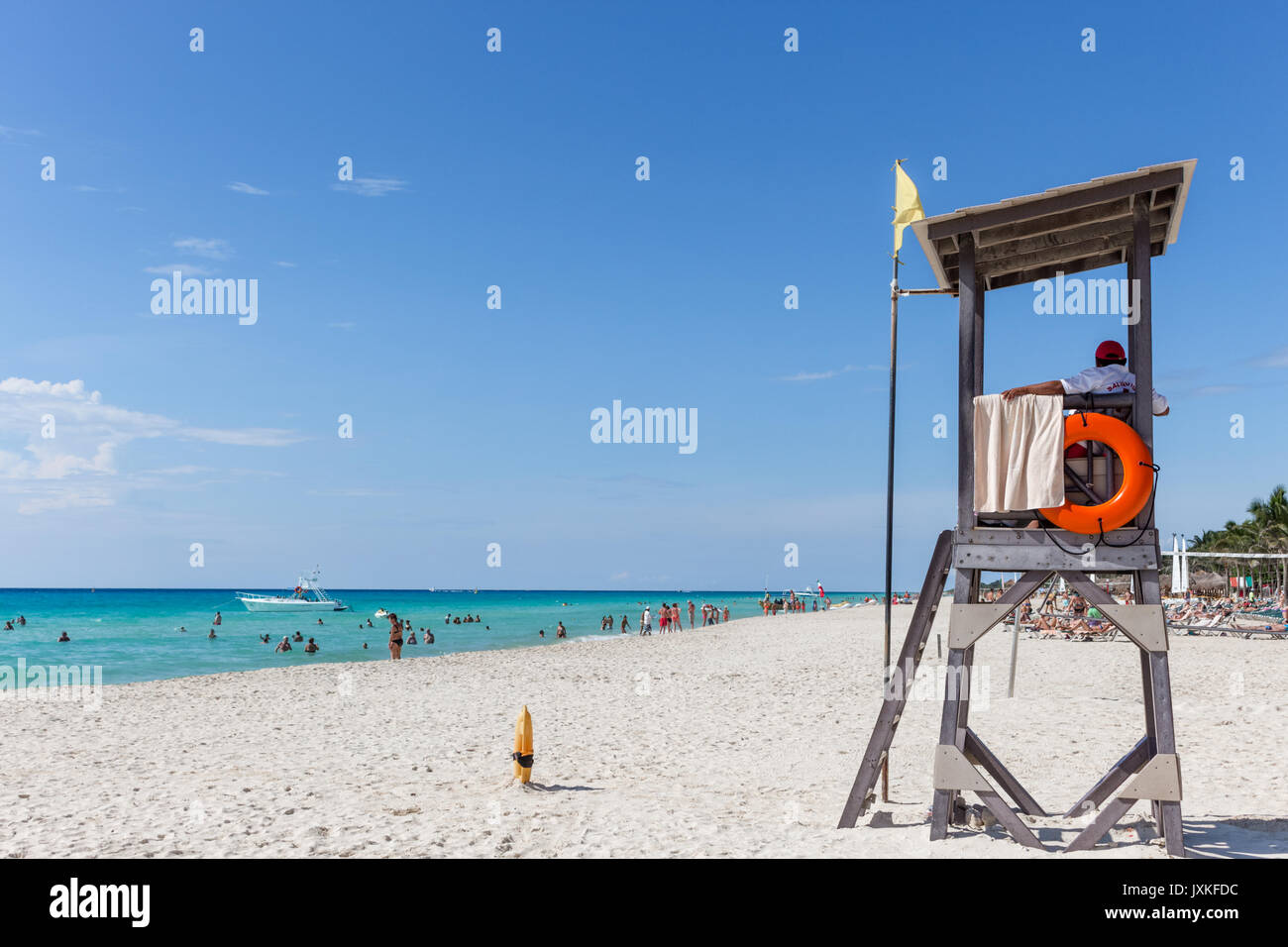 Life guard at beach hi-res stock photography and images - Alamy