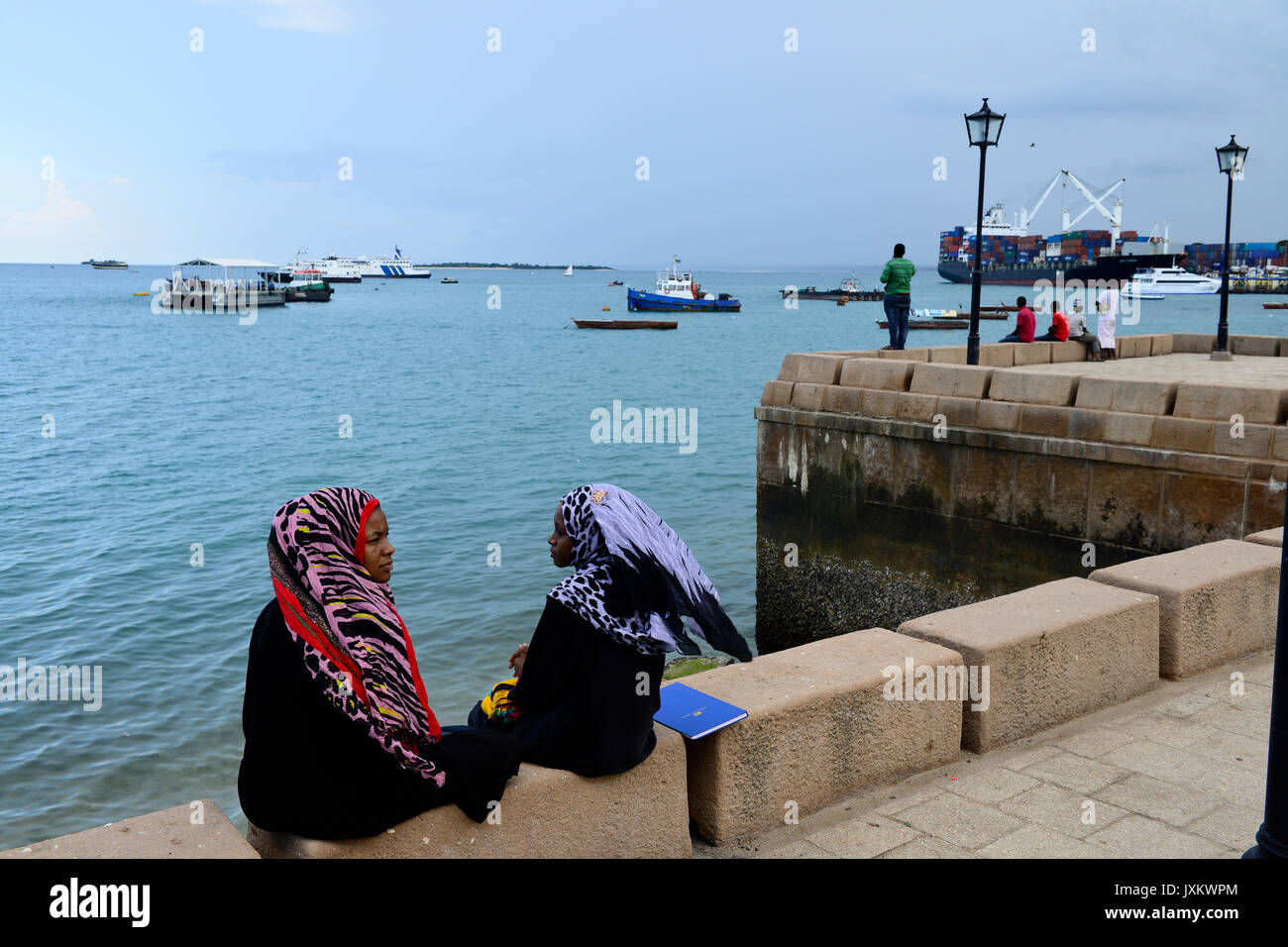 Container ships in zanzibar hi-res stock photography and images - Alamy