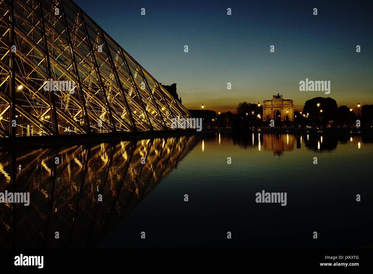 Louvre museum sunset hi-res stock photography and images - Alamy