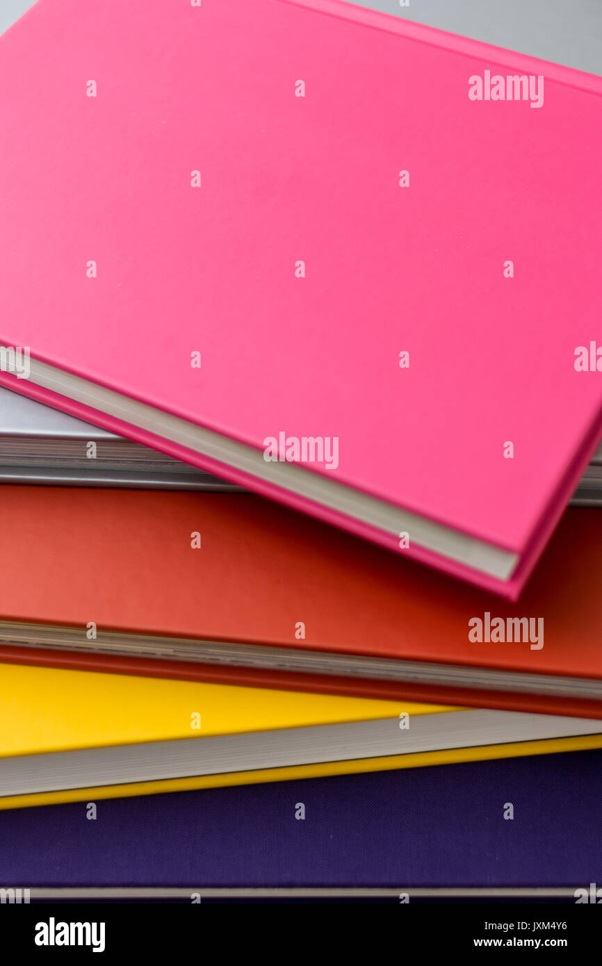 Red colur library hi-res stock photography and images - Alamy