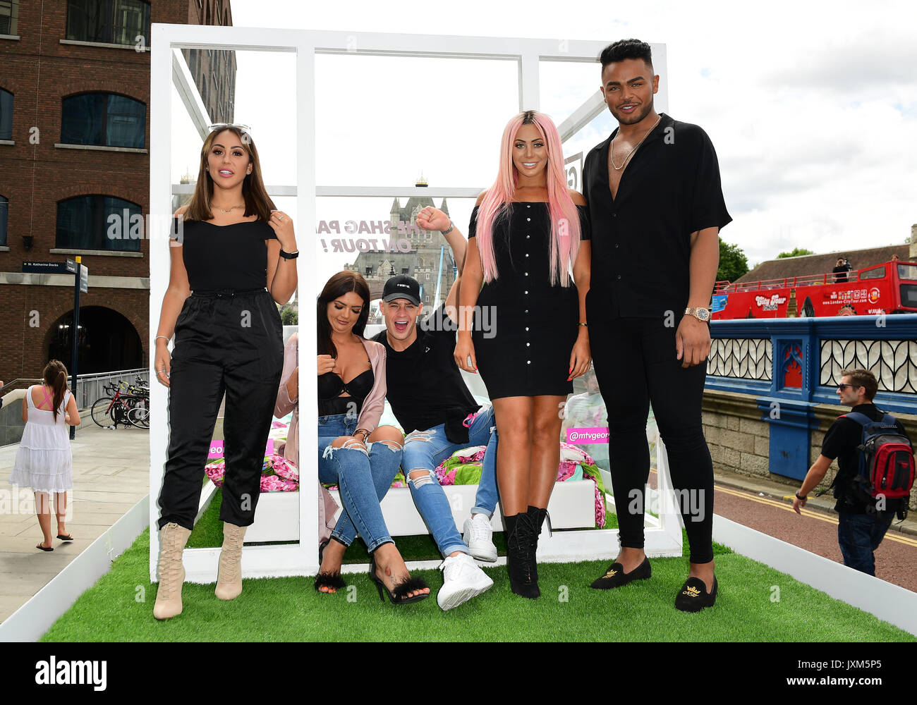 Scott timlin chloe hi-res stock photography and images - Alamy