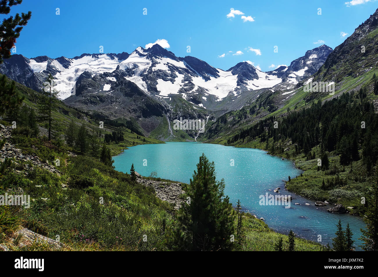 One small mountain hi-res stock photography and images - Alamy