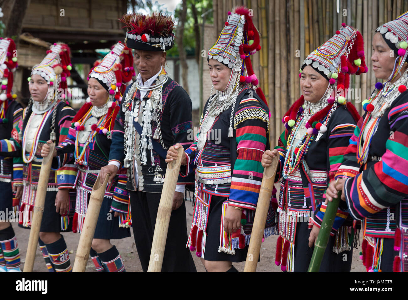 Aka tribe sing hi-res stock photography and images - Alamy