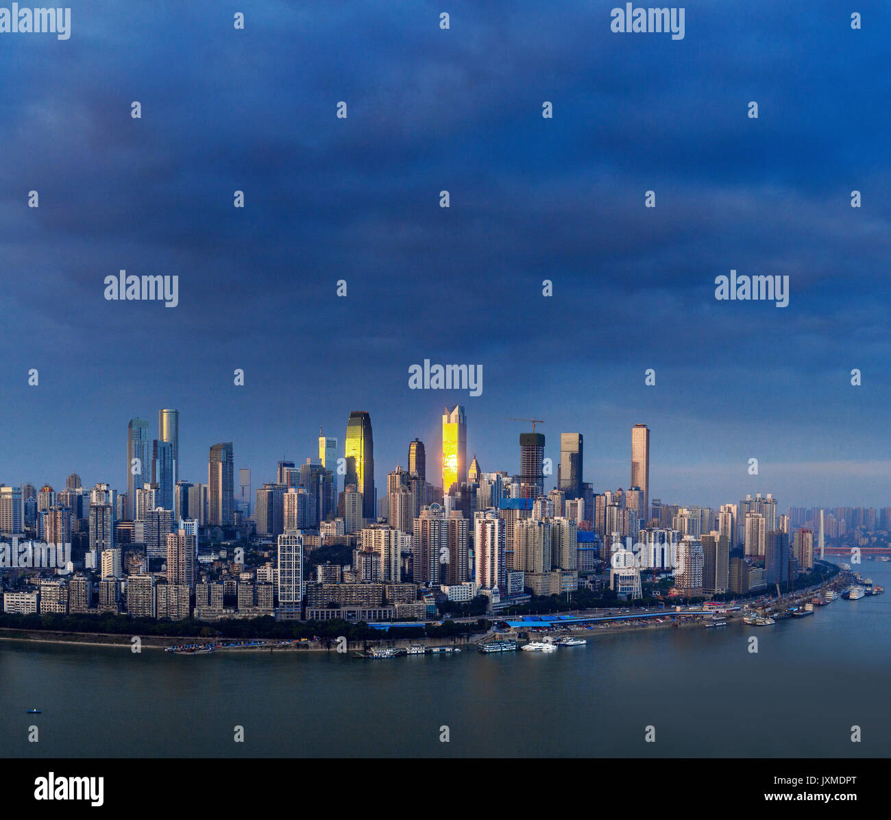 Chongqing city china hi-res stock photography and images - Alamy