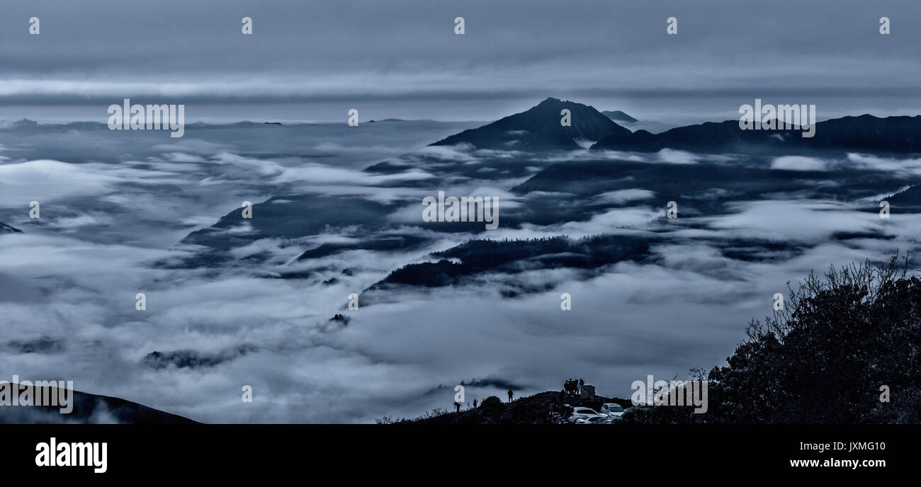 Baoxing county hi-res stock photography and images - Alamy