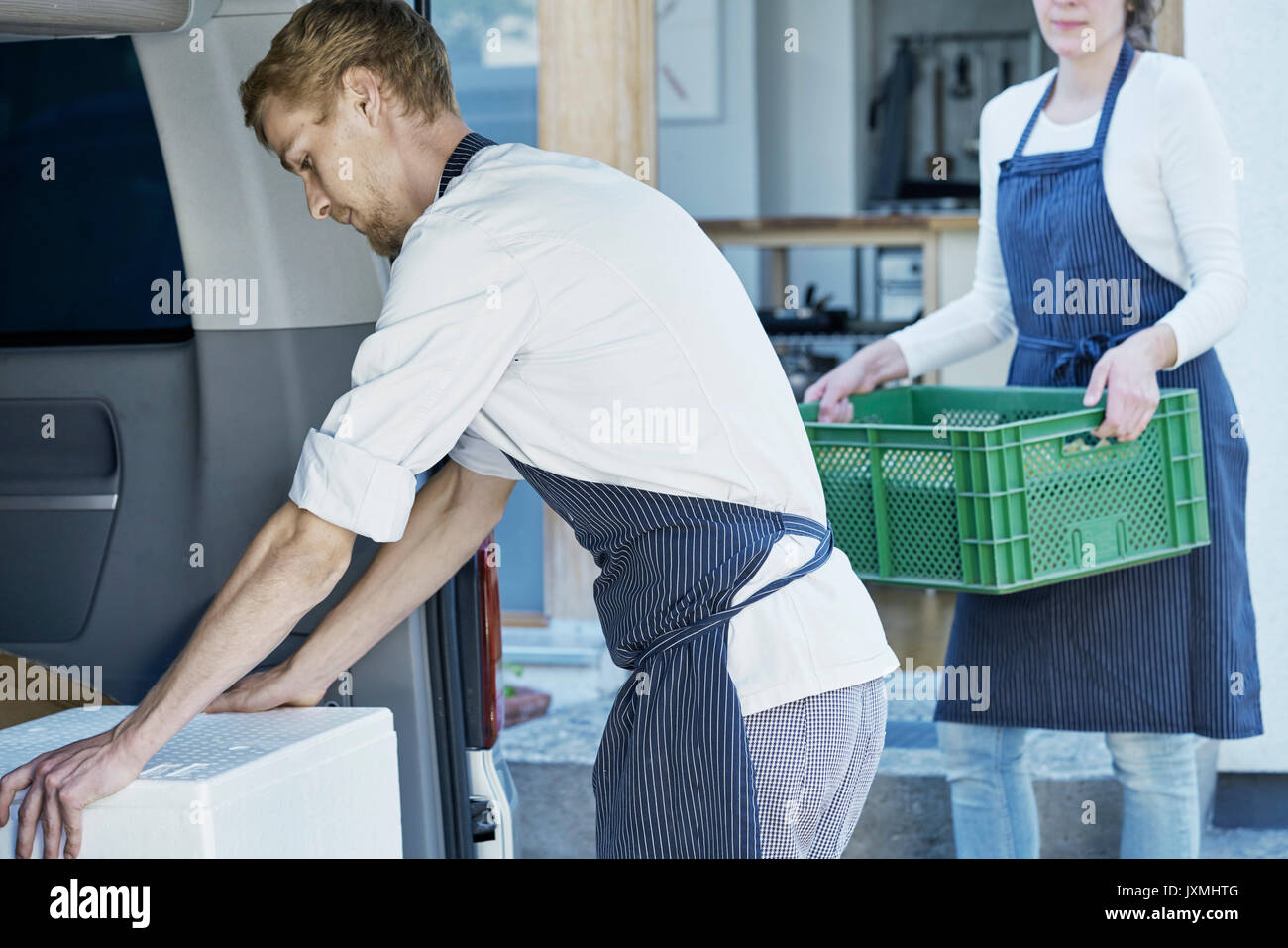 Loading vehicle hi-res stock photography and images - Alamy