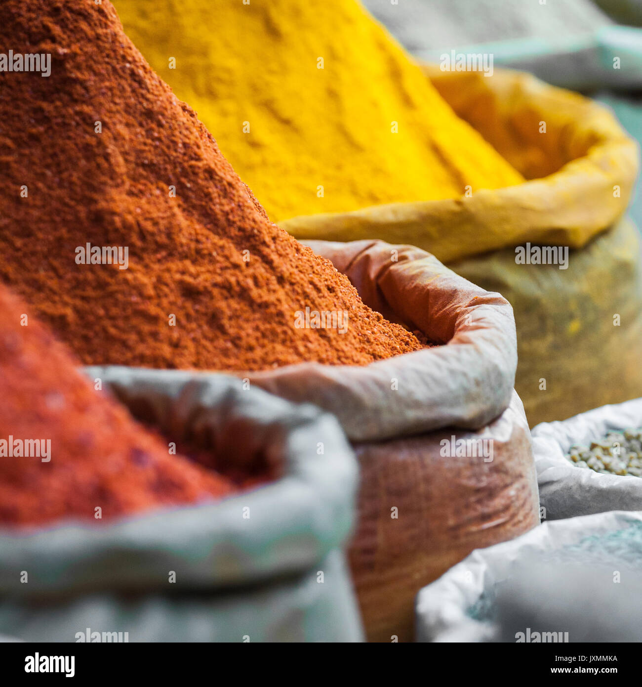 India spices at the local market at Delhi Stock Photo - Alamy