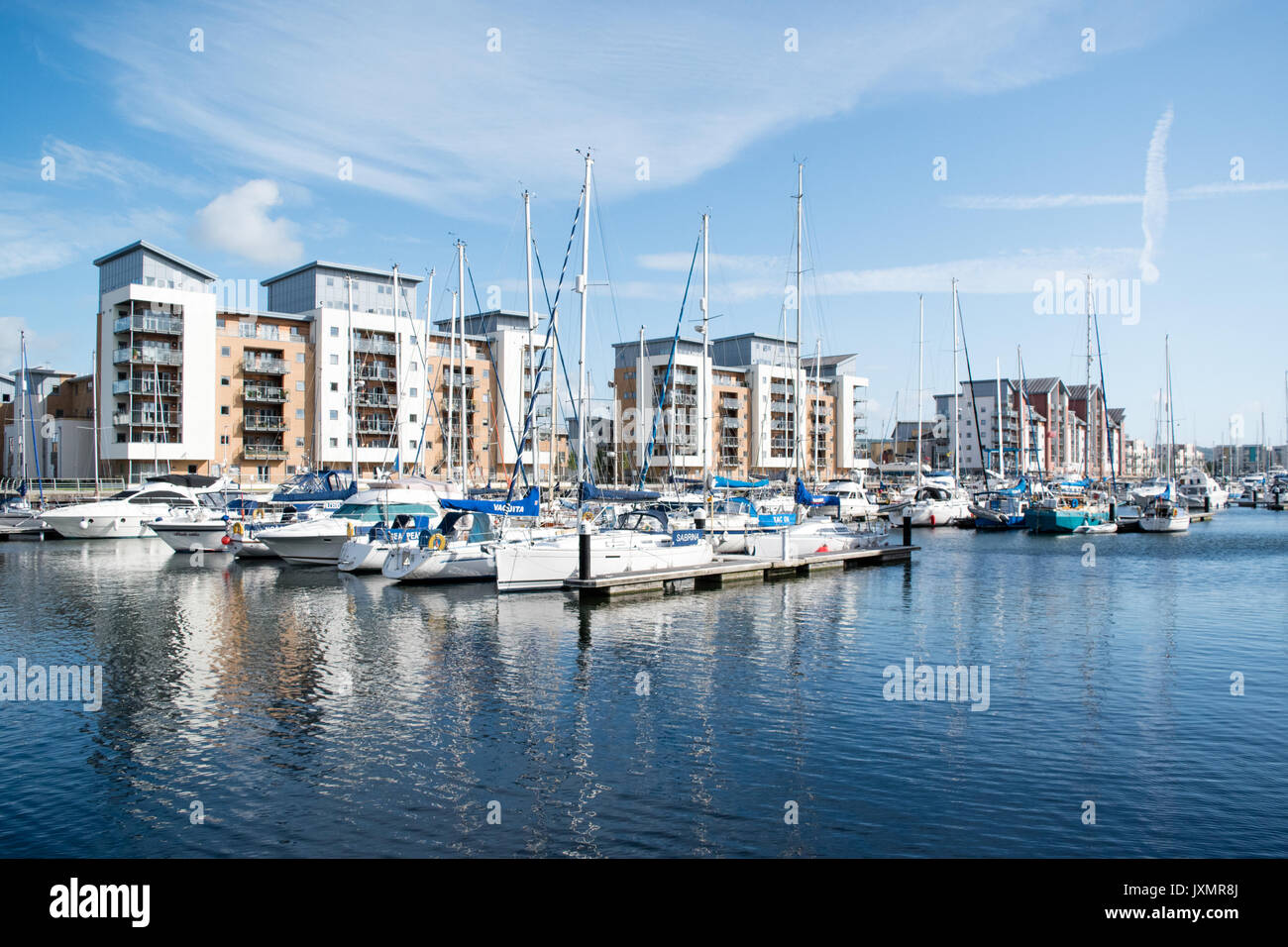 Portishead Marina - Modern Waterfront Development near Bristol in ...