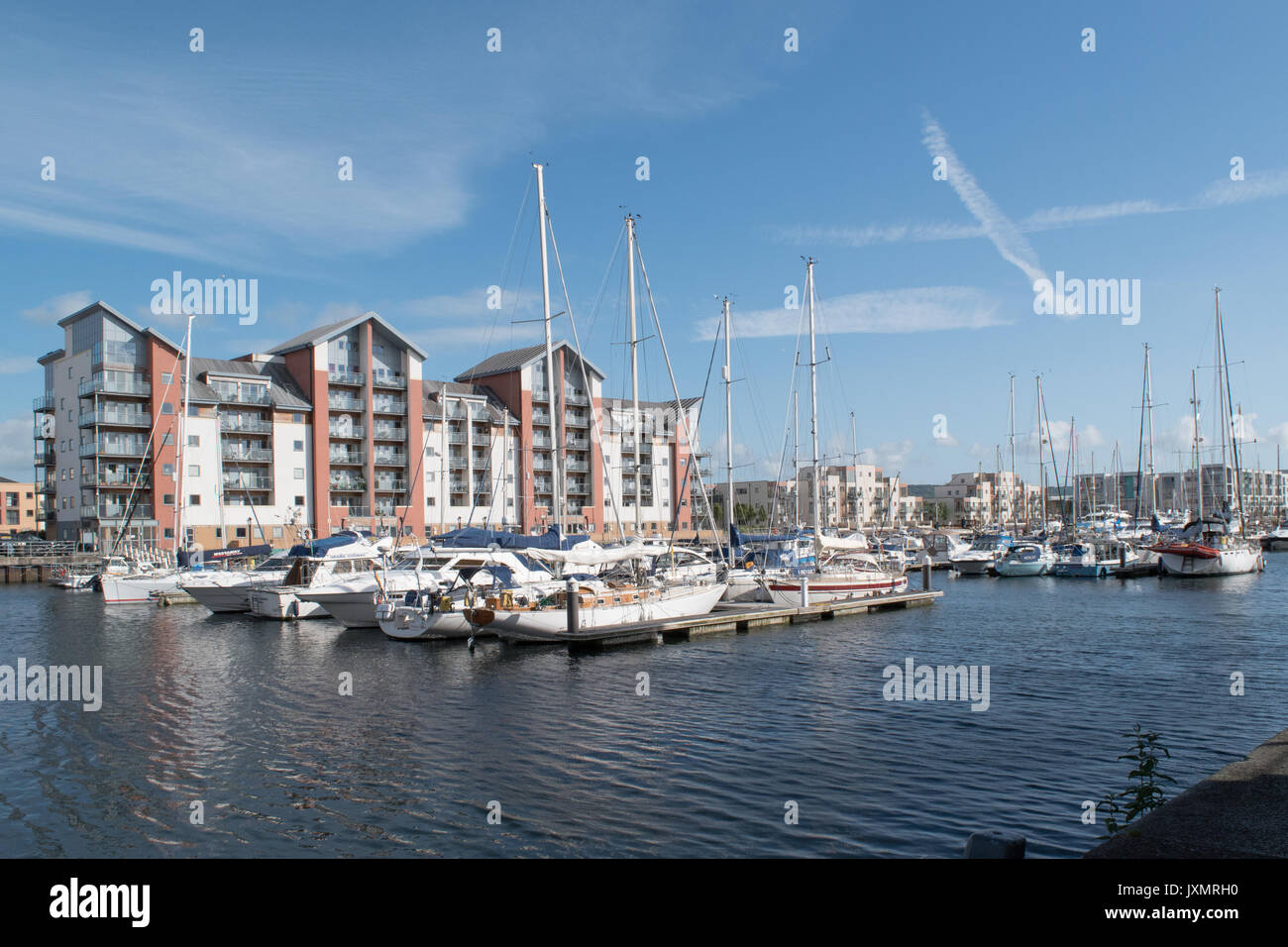 Portishead Marina - Modern Waterfront Development near Bristol in ...