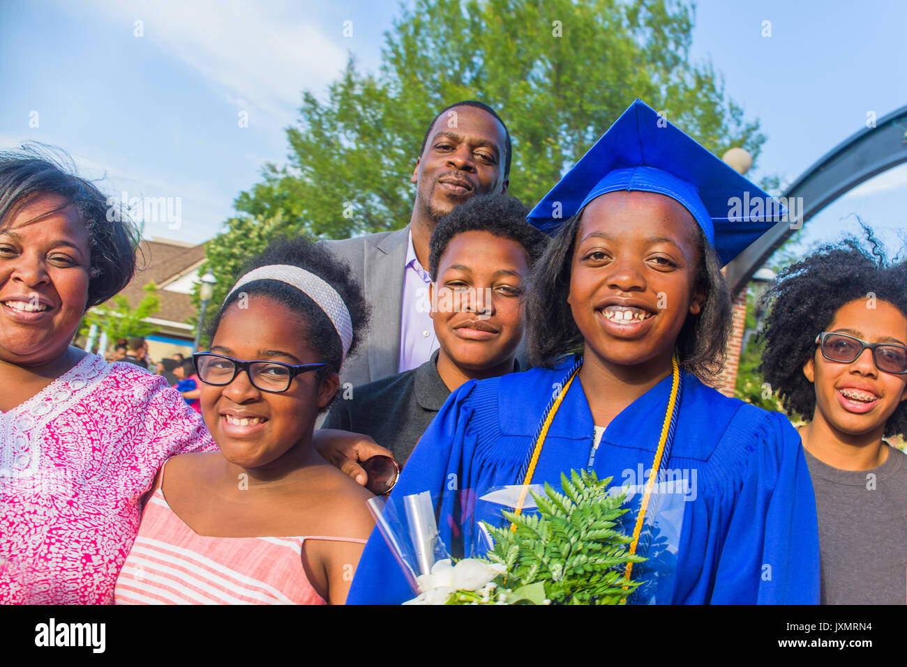 Graduation family hi-res stock photography and images - Alamy