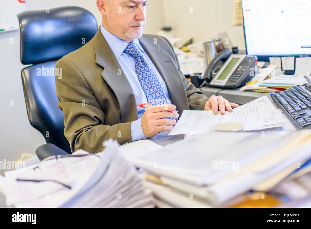 Paperwork and desk hi-res stock photography and images - Alamy