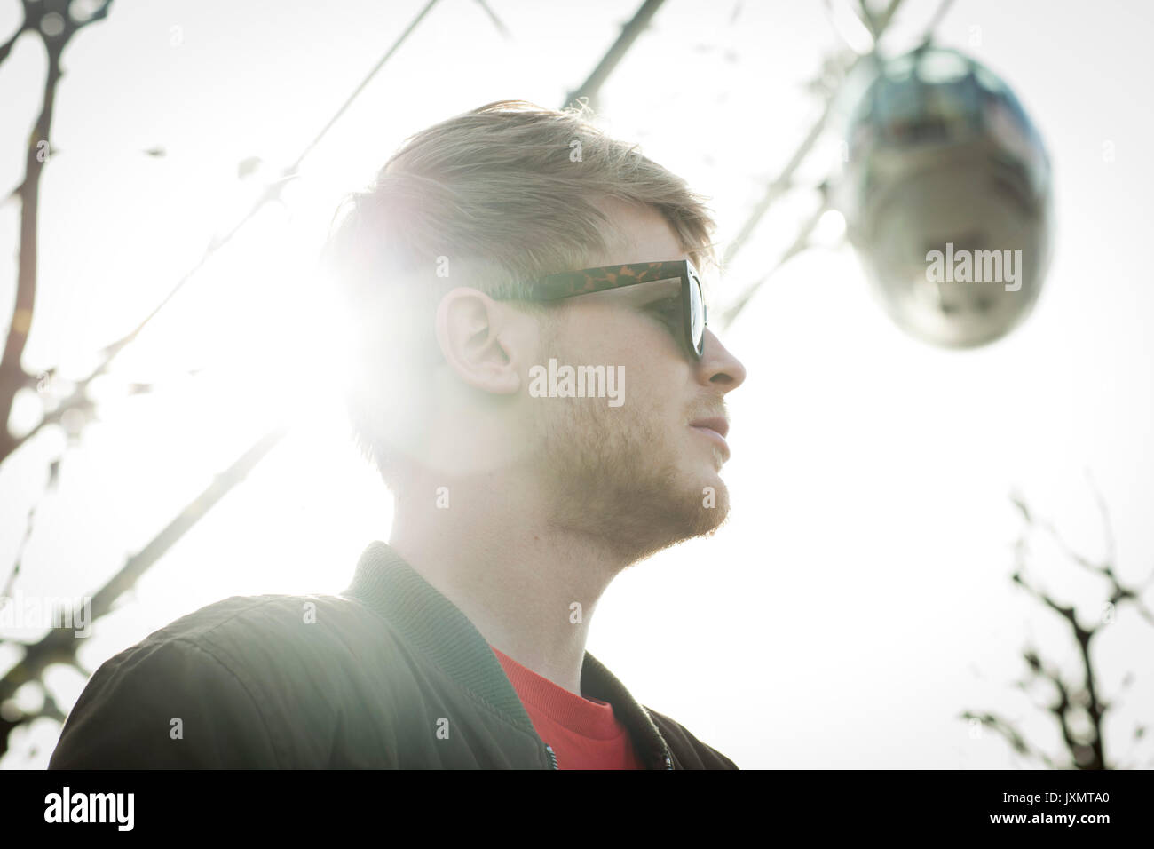 London eye day light view hi-res stock photography and images - Alamy