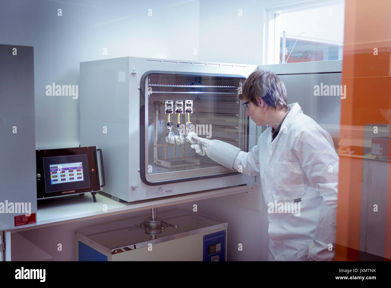 Electrical safety test hi-res stock photography and images - Alamy