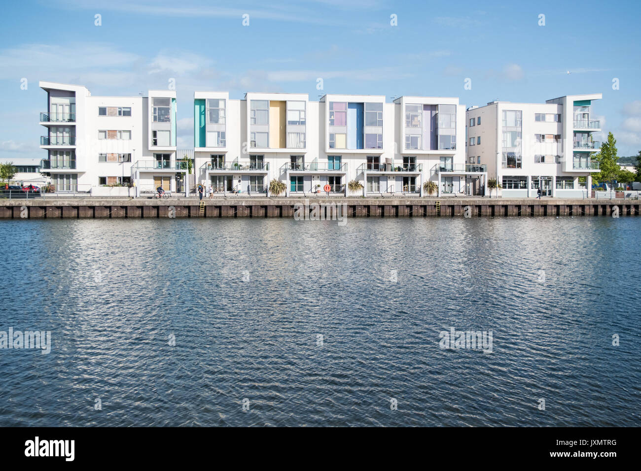 Portishead Marina - Modern Waterfront Development near Bristol in ...