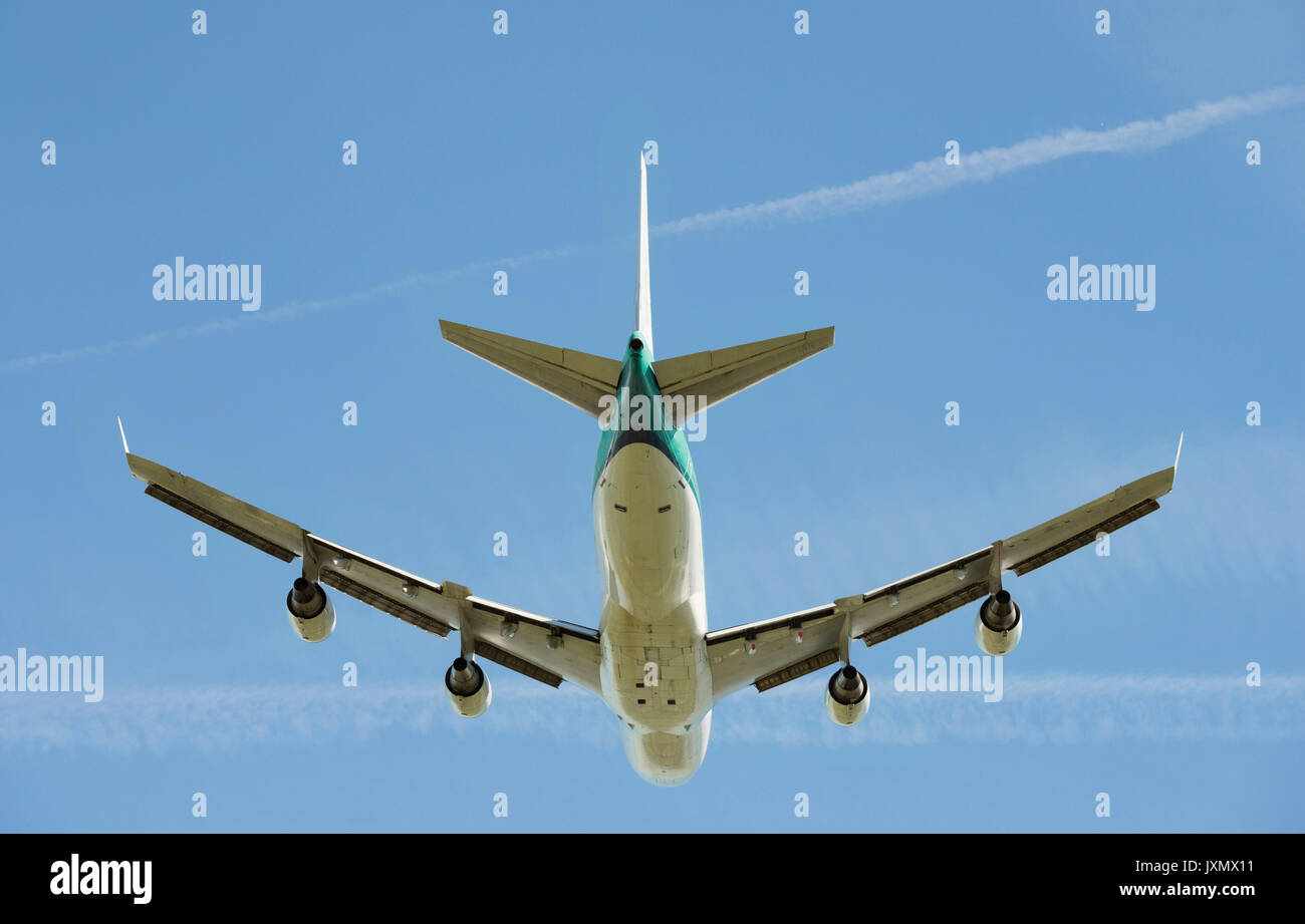 Airplane Take Off Below High Resolution Stock Photography and Images ...