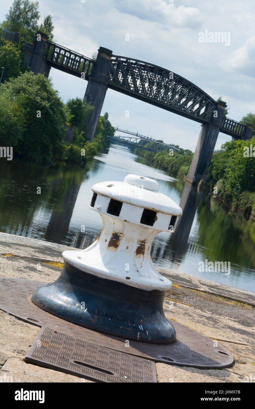Latchford locks hi-res stock photography and images - Alamy