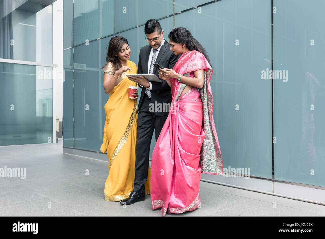 Indian worker technology hi-res stock photography and images - Alamy