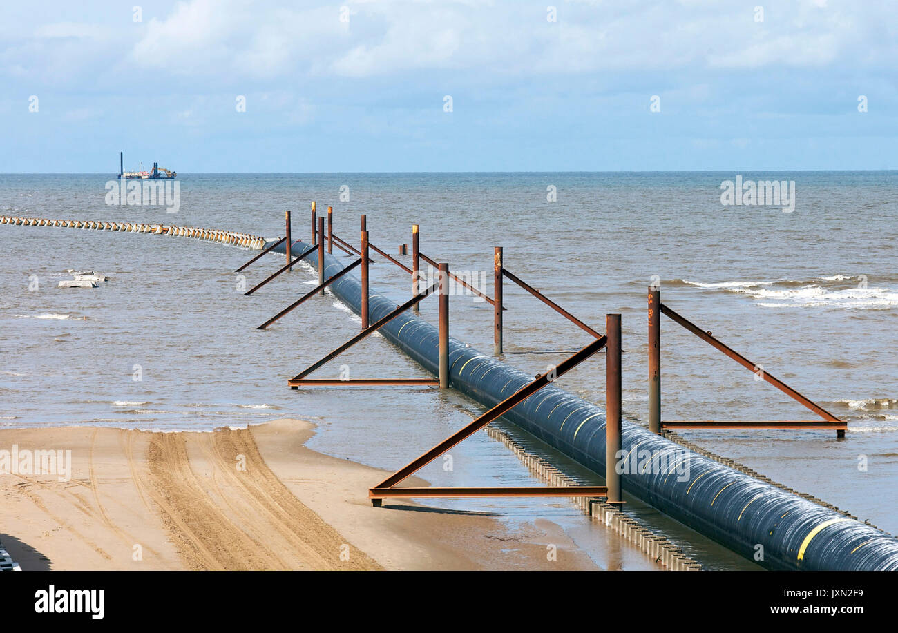 Outfall pipe hi-res stock photography and images - Alamy