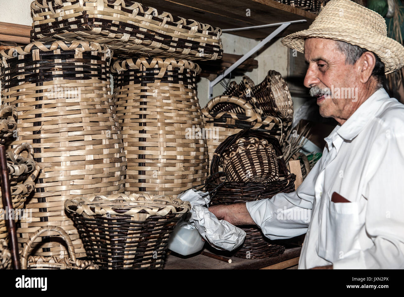 Male breadwinner hi-res stock photography and images - Alamy