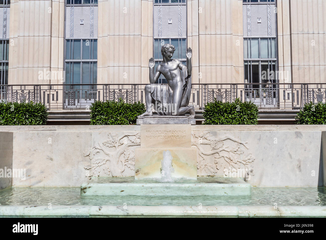 Art Deco fountain outside Folger Shakespeare Library, Washington, D.C ...