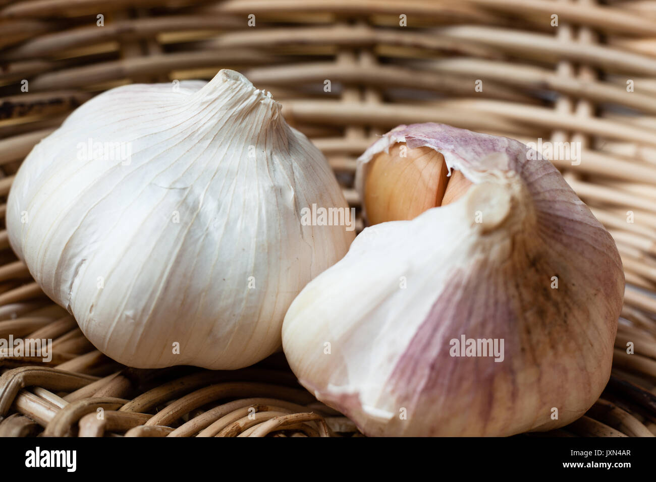 old garlic in the basket Stock Photo - Alamy