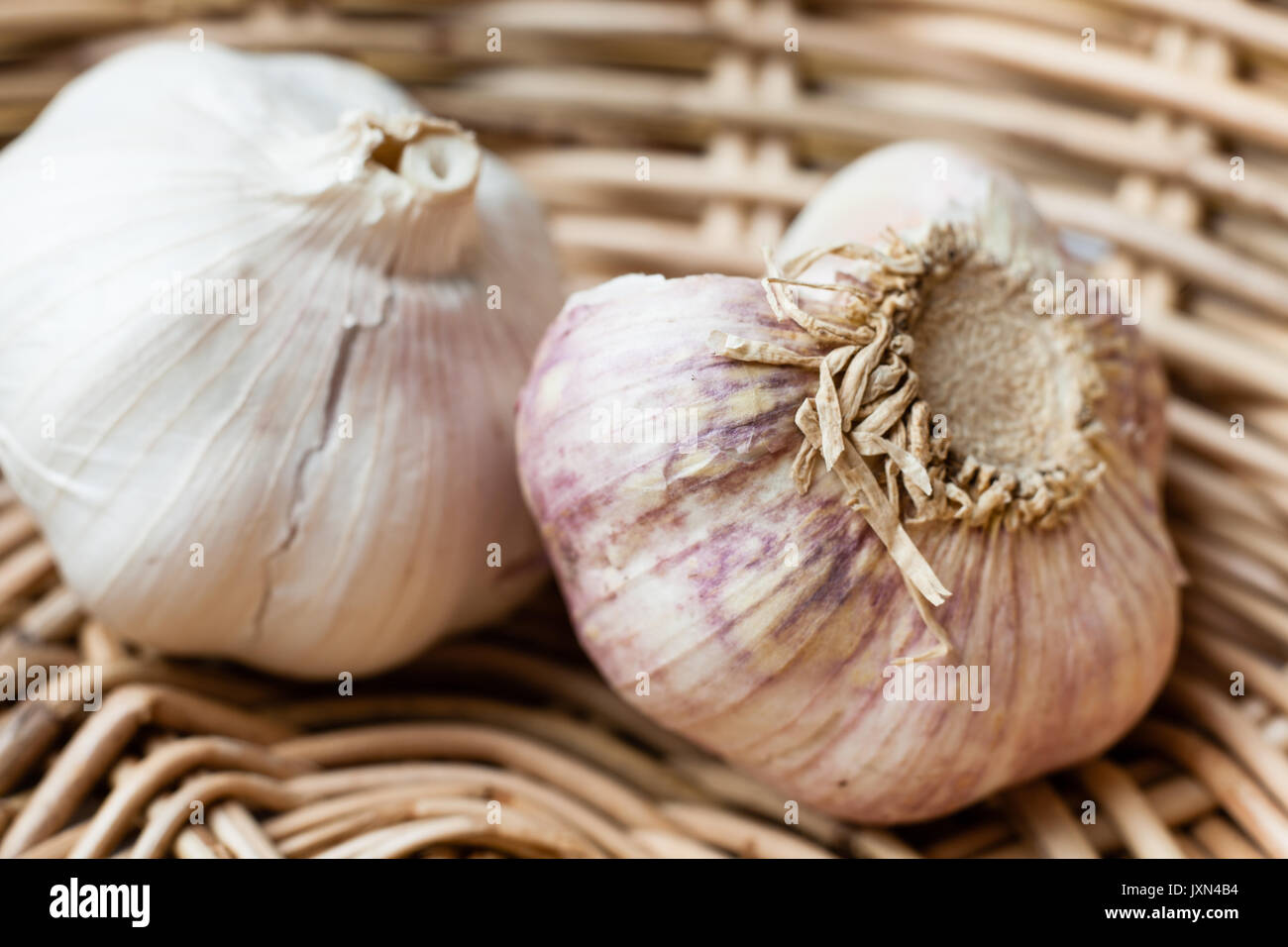 Old garlic hi-res stock photography and images - Alamy