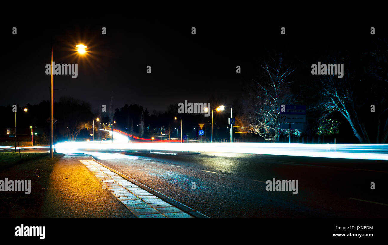 Long exposure shot with cars hi-res stock photography and images - Alamy