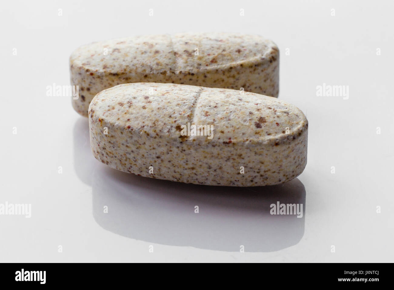 White medicinal tablets close hi-res stock photography and images - Alamy