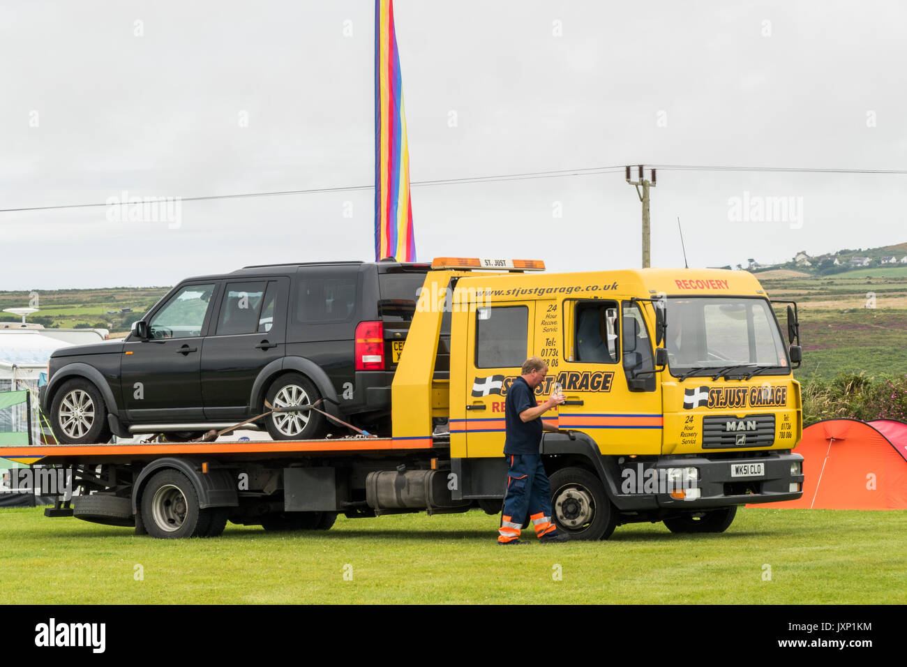 24 hour breakdown recovery vehicle hi-res stock photography and images ...