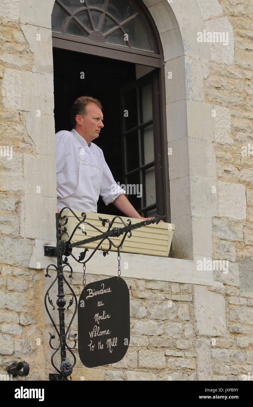 French chef hi-res stock photography and images - Alamy