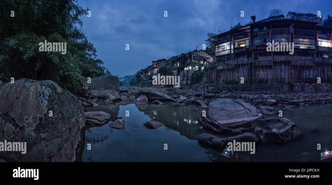 Fog zhongshan village hi-res stock photography and images - Alamy