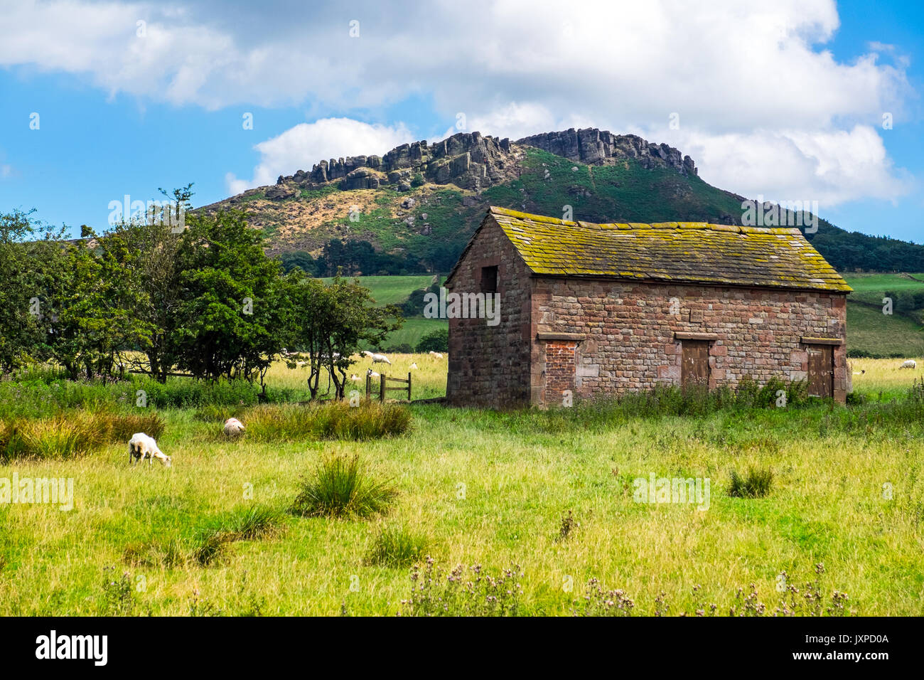 Hen Cloud, a gritstone climbing crag in the Staffordshire Moorlands ...