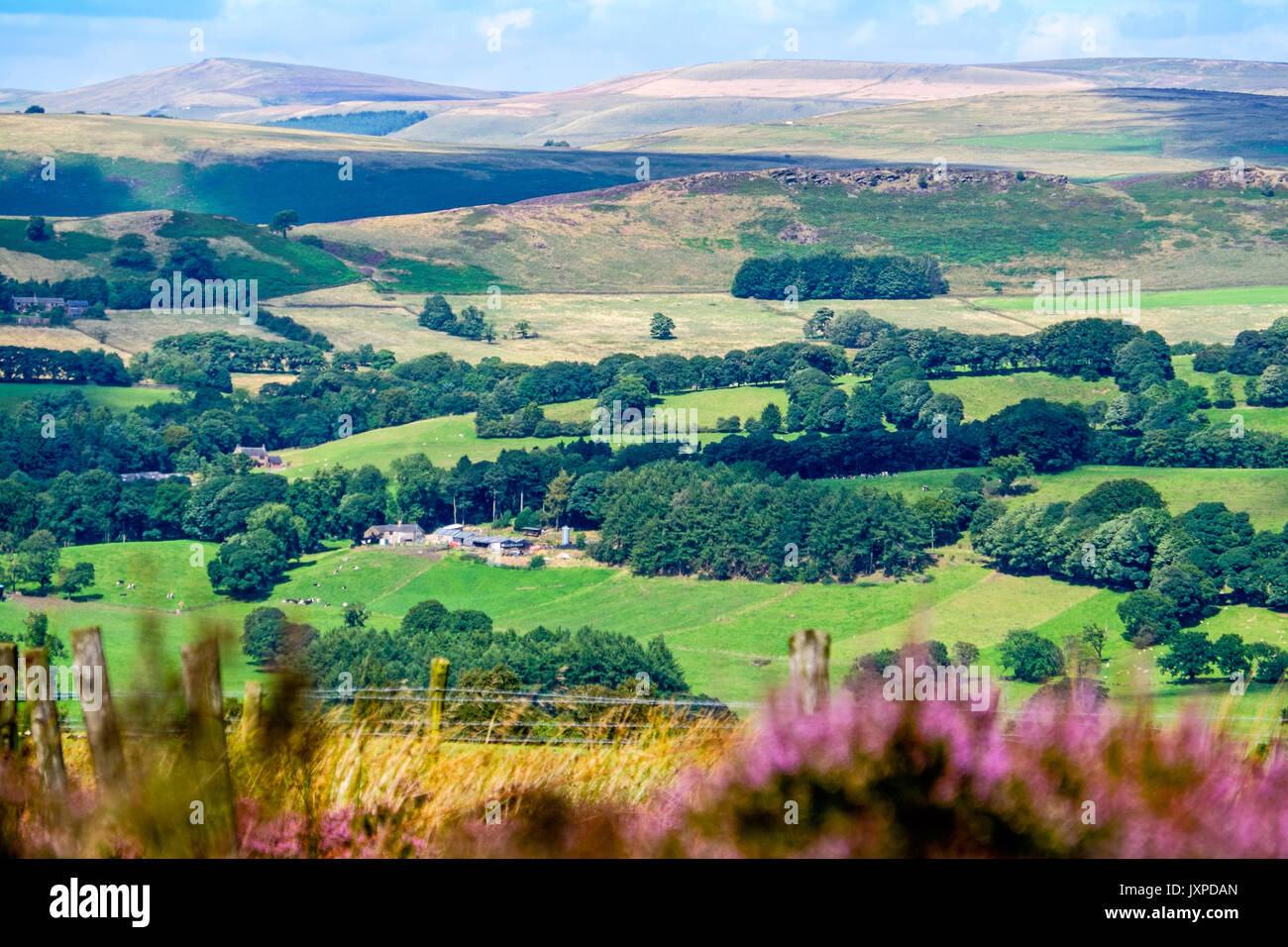 Axe edge peak district hi-res stock photography and images - Alamy
