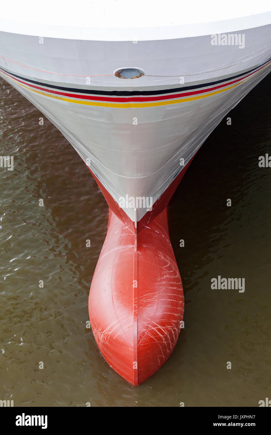 Bow of a container vessel Stock Photo - Alamy