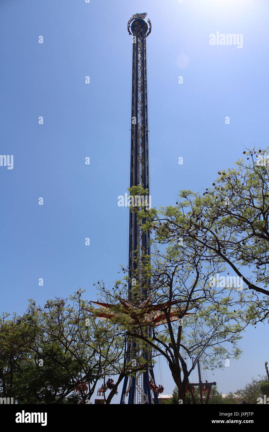 Spin ride swings hi-res stock photography and images - Alamy